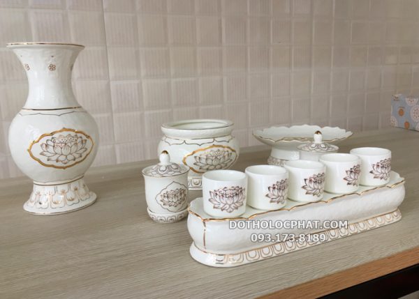7 Bộ đồ cúng bàn thờ Phật, Gia Tiên bằng sứ Đài Loan đẹp nhất