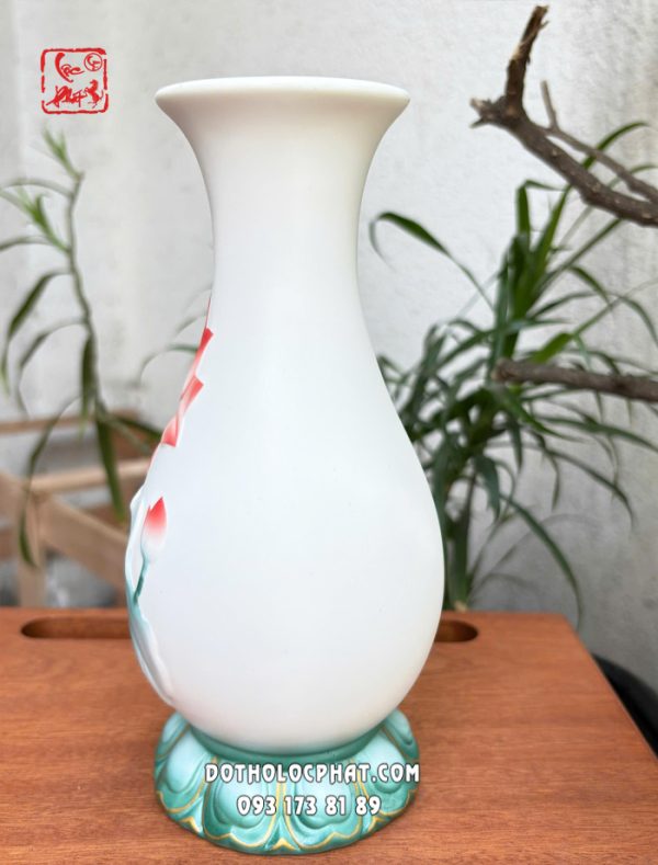 Bình Bông Sứ Trắng Sen Đỏ Chân Đế Cánh Sen BB-002 - LỘC PHÁT - Cửa Hàng ...